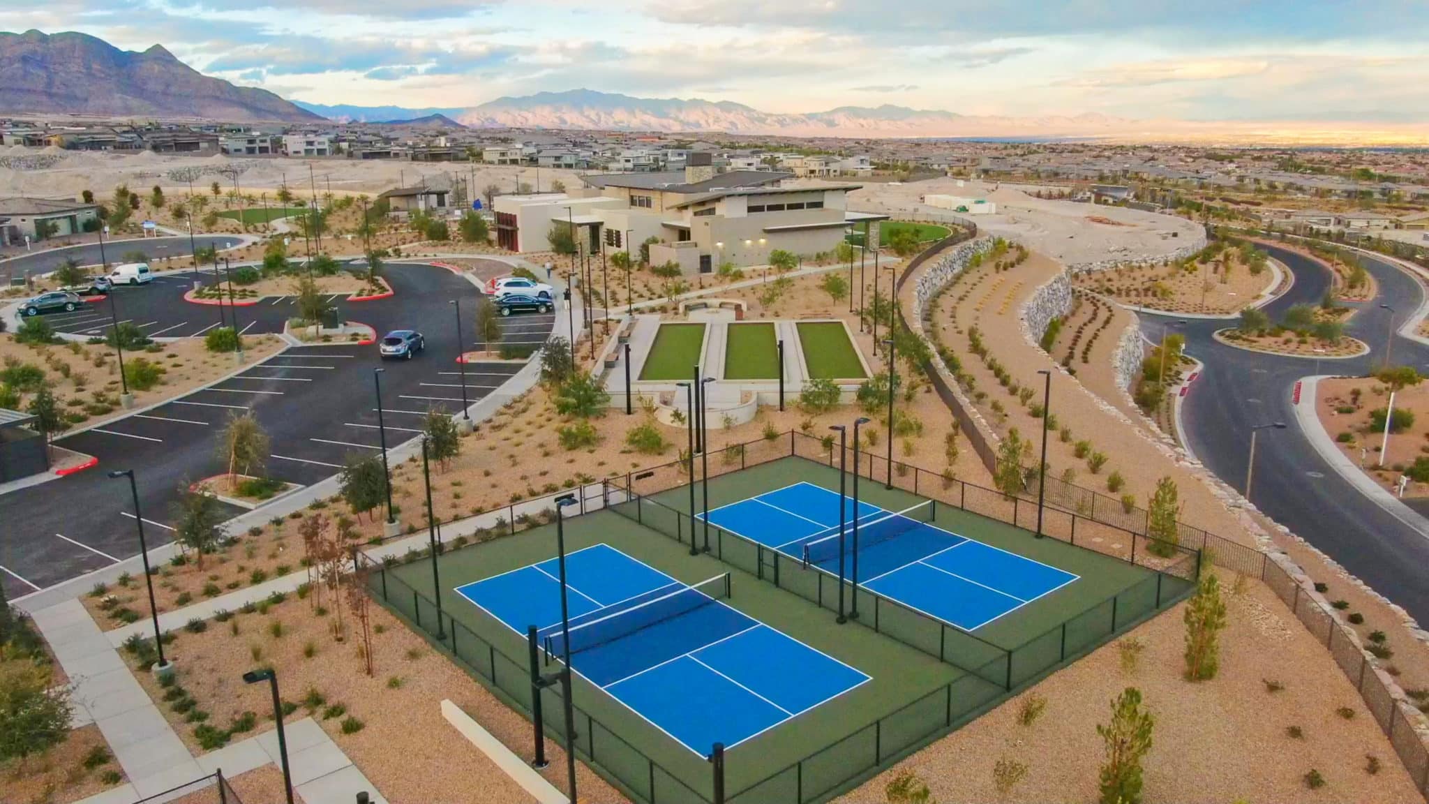 Outdoor Living a Hallmark of Summerlin Community - Summerlin